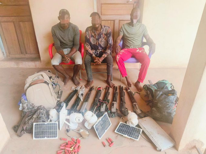 3 Suspects Arrested, 8 Pump-action Guns, Ammunition Recovered After ...